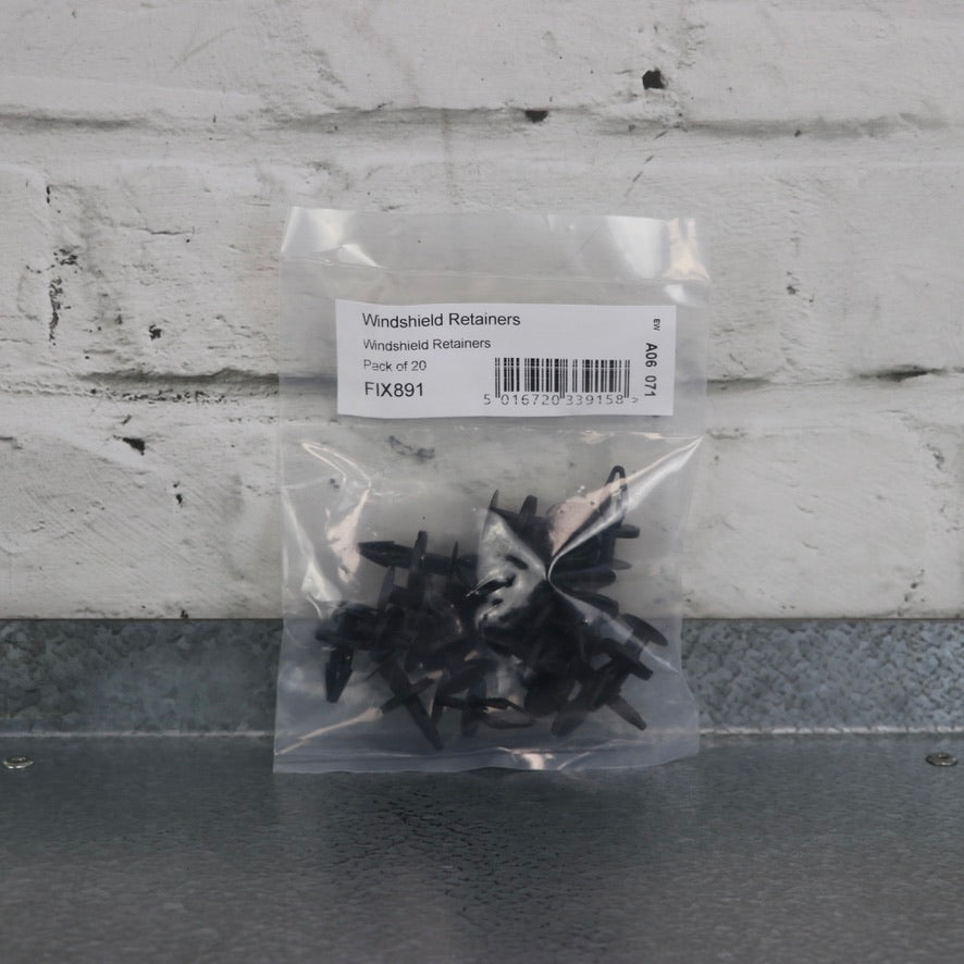 Workshop Warehouse 20 Windshield Retainers — Morelli Group